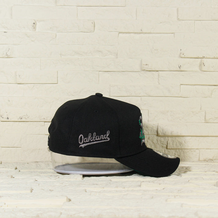 Oakland Athletic's Negra 'Liquid Titanium' 9FORTY A-Frame Snapback ...